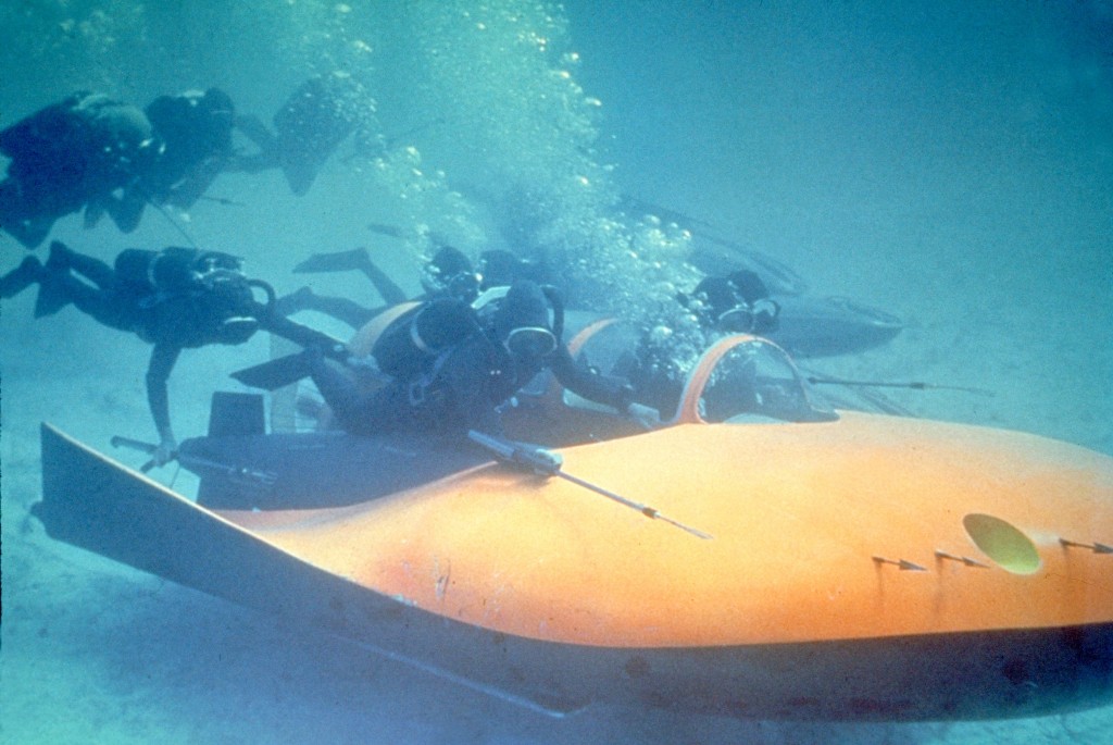 Thunderball **** (1965, Sean Connery, Claudine Auger, Adolfo Celi ...