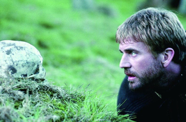 Hamlet *** (1990, Mel Gibson, Glenn Close, Ian Holm, Alan Bates ...