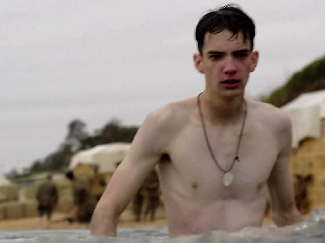 Slow West **** (2015, Kodi Smit-McPhee, Michael Fassbender, Ben ...