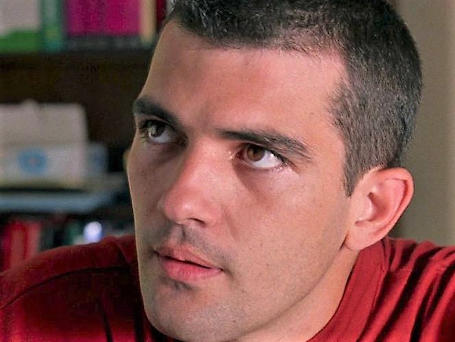 Tie Me Up! Tie Me Down! [Átame!] **** (1989, Antonio Banderas, Victoria ...